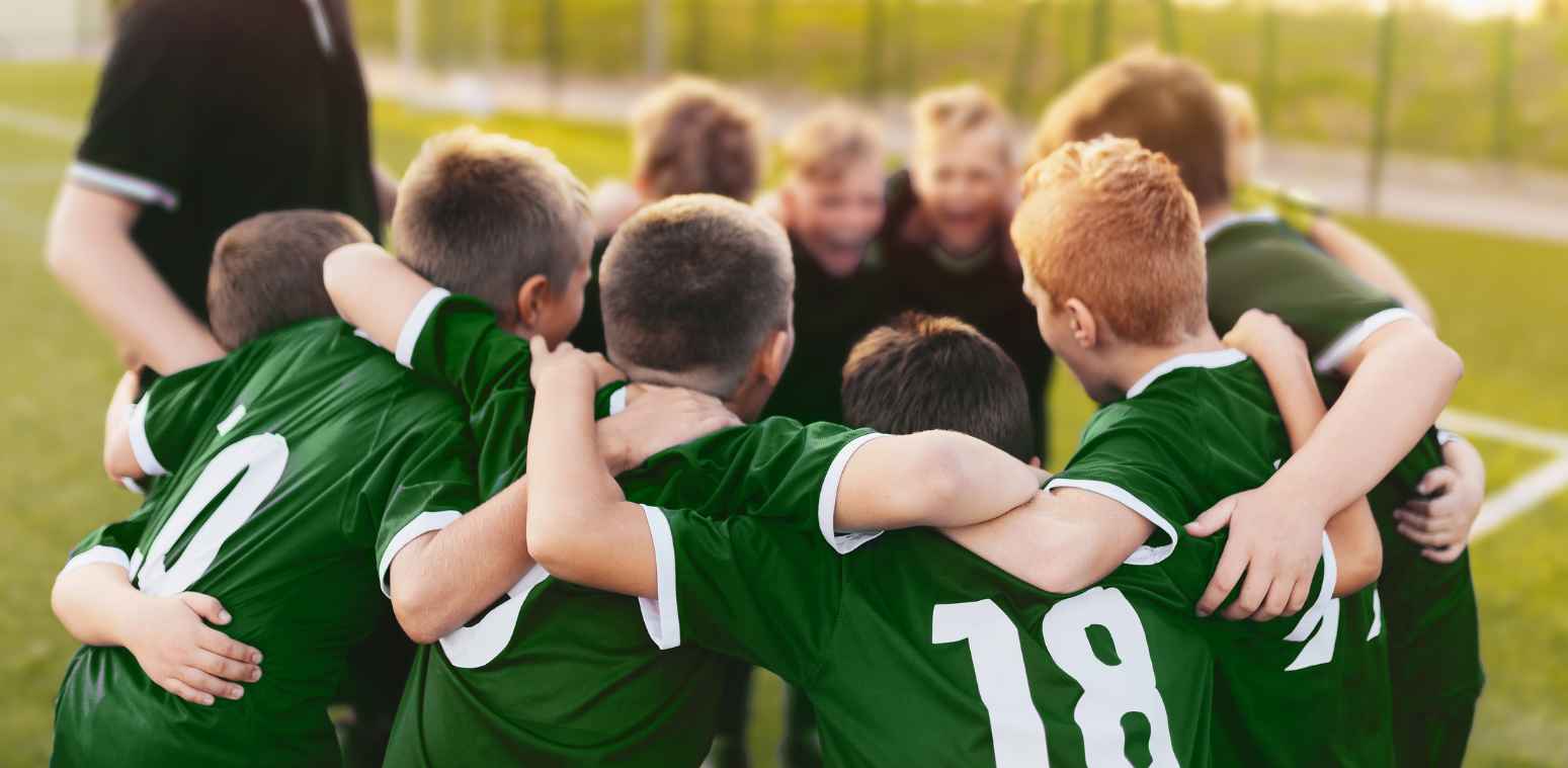 5 Qualities of Successful Football Coaches in 2025